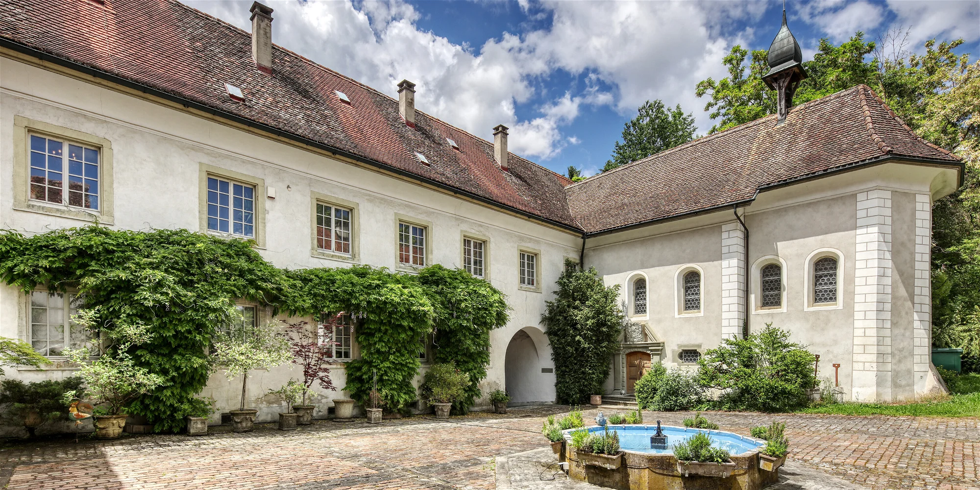 Luxury Castle Living in Klingenberg | EREN